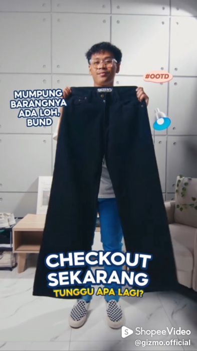 Rekomendasi celana jeans hitam buat kamu Cuttingan yang Gombrong, bikin Outfit kamu main kece ...